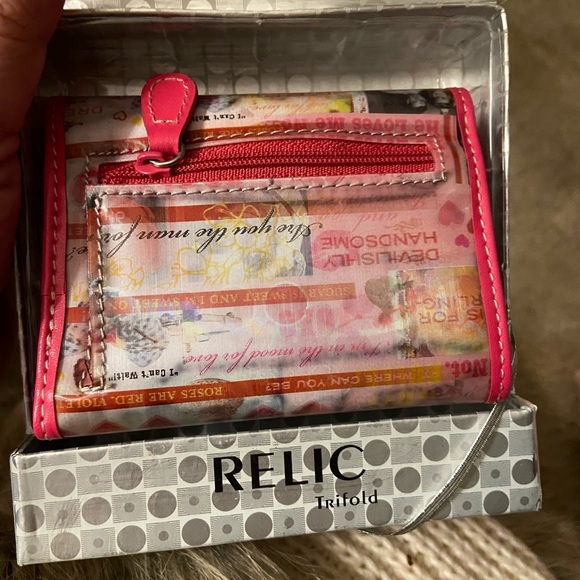 Relic | Bags | Relic Trifold Wallet New With Tags | Poshmark